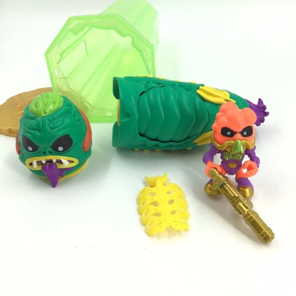 moose toys | Toys | Treasure X Aliens Pod Action Figures Gasbump Toys ...